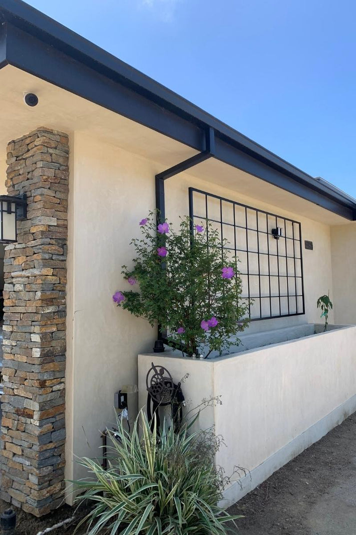 Cuadra Vertical Square Grid Stand Alone Trellis Fence – S2N Industries
