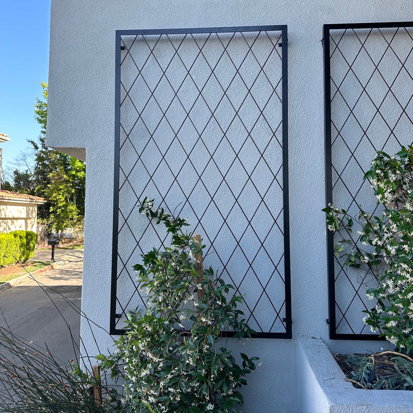 Heavy Gauge Diamond Pattern Freestanding Trellis, Diamond Trellis Fence ...
