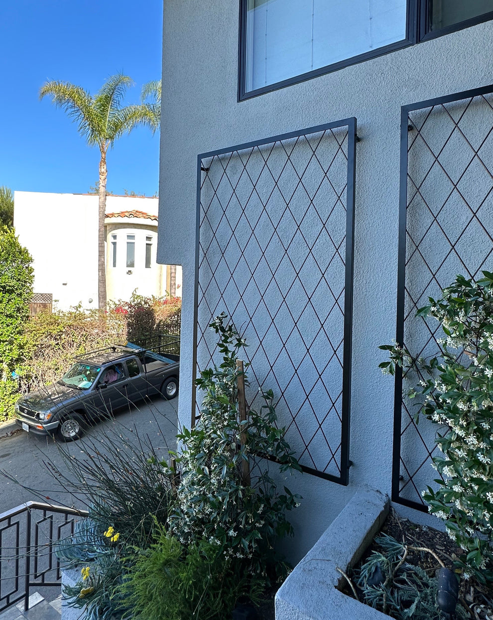 Heavy Gauge Diamond Pattern Freestanding Trellis, Diamond Trellis Fence ...